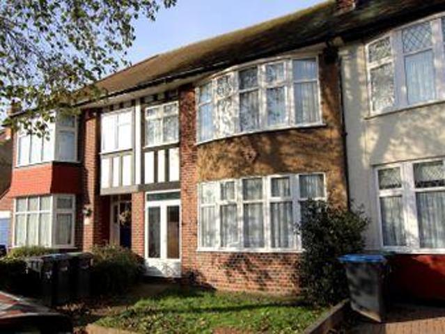 3 Bedrooms Terraced house for sale in Ladysmith Road, Enfield EN1