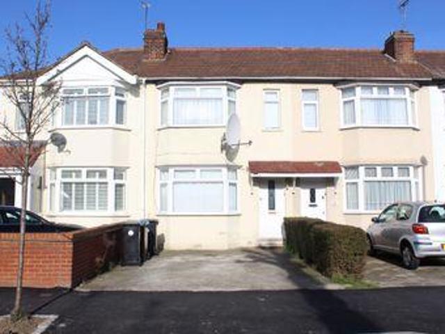 3 Bedrooms Terraced house for sale in Larmans Road, Enfield EN3