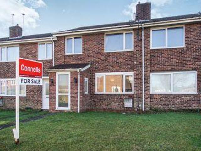3 Bedrooms Terraced house for sale in Linnet Close, Patchway, Bristol BS34