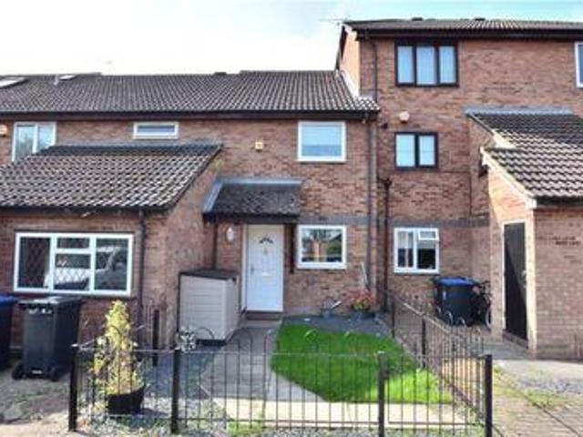 3 Bedrooms Terraced house for sale in Lindsey Road, Denham, Uxbridge UB9