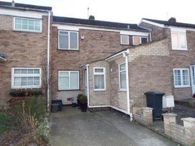 3 Bedrooms Terraced house for sale in Longcroft Drive, Waltham Cross EN8
