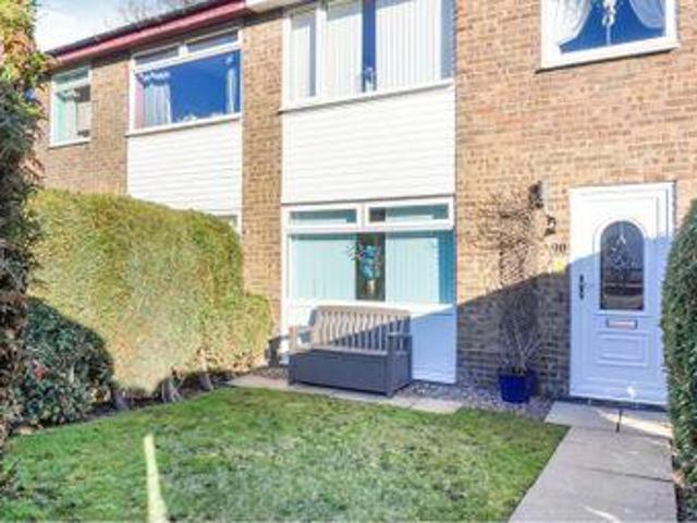 3 Bedrooms Terraced house for sale in Pentland Avenue, Clayton BD14