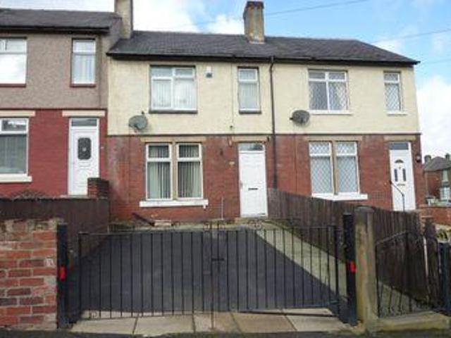 3 Bedrooms Terraced house for sale in Perseverance Street, Cowlersley, Hudderfield HD4