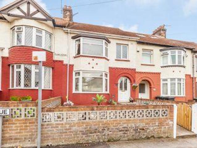 3 Bedrooms Terraced house for sale in Plane Avenue, Gravesend DA11