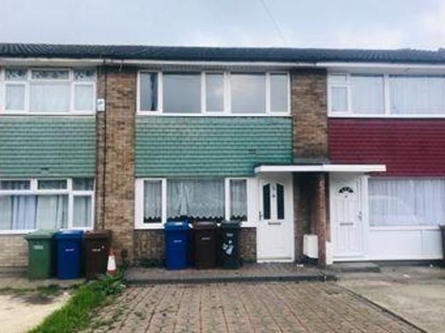 3 Bedrooms Terraced house for sale in Portsea Road, Tilbury Essex RM18