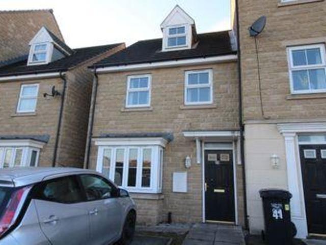 3 Bedrooms Terraced house for sale in Queensway, Halifax HX1