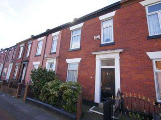 3 Bedrooms Terraced house for sale in Radcliffe Road, Bolton BL2