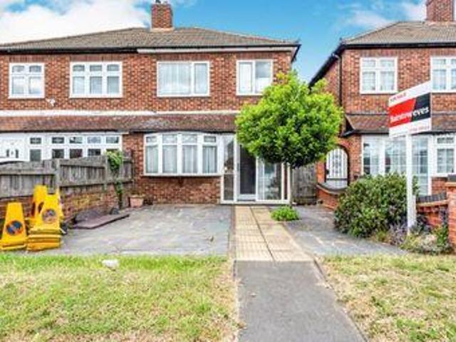 3 Bedrooms Terraced house for sale in Rainham, Havering, Essex RM13