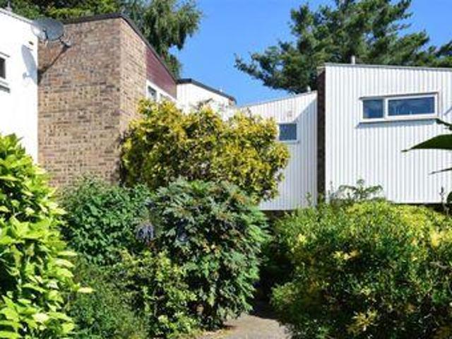 3 Bedrooms Terraced house for sale in Regency Walk, Shirley, Croydon, Surrey CR0