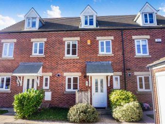 3 Bedrooms Terraced house for sale in Regent Place, Wakefield WF3