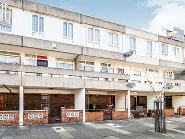 3 Bedrooms Terraced house for sale in Redpoll Way, Erith DA18