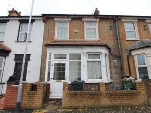 3 Bedrooms Terraced house for sale in Ripple Road, Barking IG11