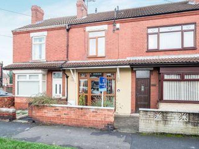 3 Bedrooms Terraced house for sale in Rotherham Road, Dinnington, Sheffield S25
