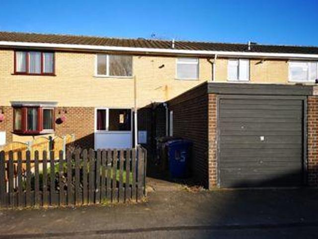 3 Bedrooms Terraced house for sale in St. Modwens Close, Stretton, Burton On Trent DE13