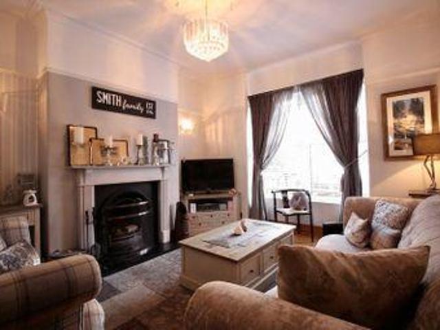3 Bedrooms Terraced house for sale in St. Catherines Grove, Lincoln LN5