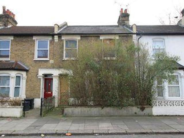 3 Bedrooms Terraced house for sale in Stanley Road, Ilford, Essex IG1
