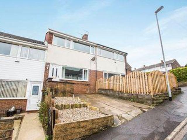 3 Bedrooms Terraced house for sale in Stephen Close, Halifax HX3