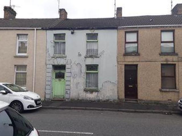 3 Bedrooms Terraced house for sale in Stradey Road, Llanelli SA15