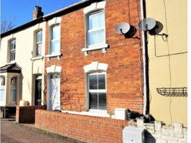 3 Bedrooms Terraced house for sale in Swindon Road, Swindon SN1