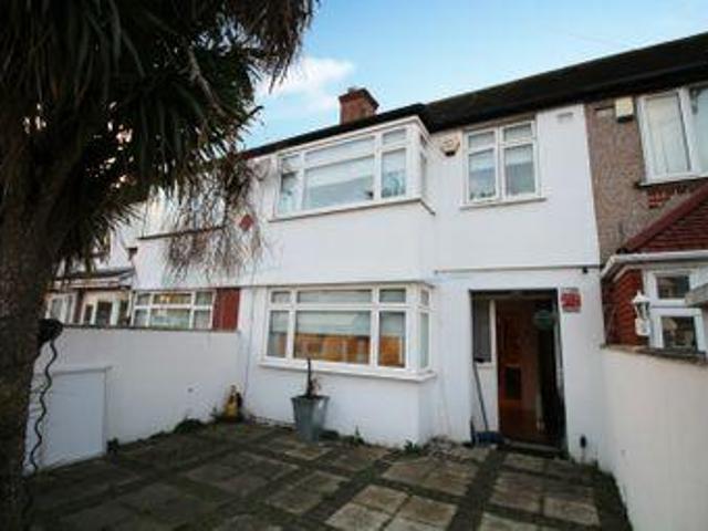 3 Bedrooms Terraced house for sale in Selan Gardens, Hayes, Middlesex UB4