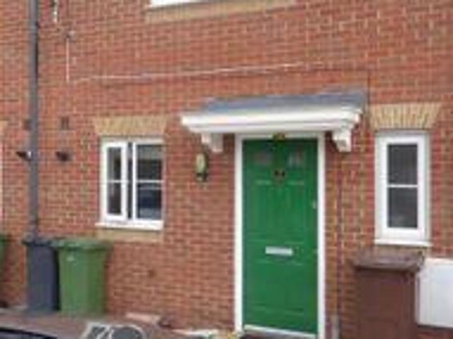 3 Bedrooms Terraced house for sale in Tallow Close, Dagenham, Essex RM9