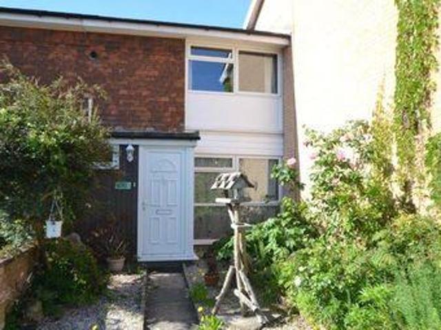 3 Bedrooms Terraced house for sale in Tilburys Close, Bordon GU35