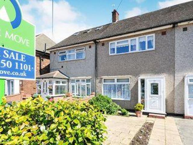 3 Bedrooms Terraced house for sale in Tiverton Drive, London SE9