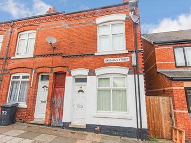 3 Bedrooms Terraced house for sale in Vaughan Street, Leicester LE3