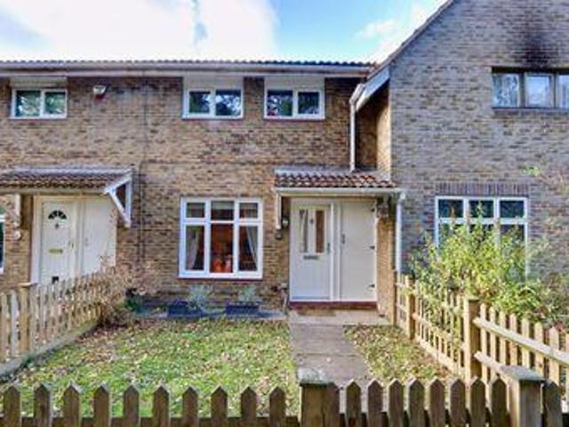 3 Bedrooms Terraced house for sale in Wallington Close, Ruislip HA4