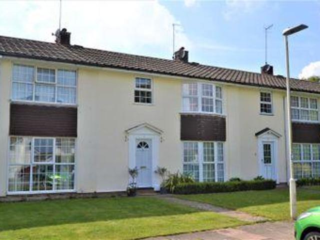 3 Bedrooms Terraced house for sale in Weatherby Close, Eastbourne BN21