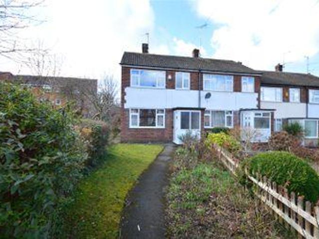 3 Bedrooms Terraced house for sale in Wesley Street, Leeds, West Yorkshire LS11