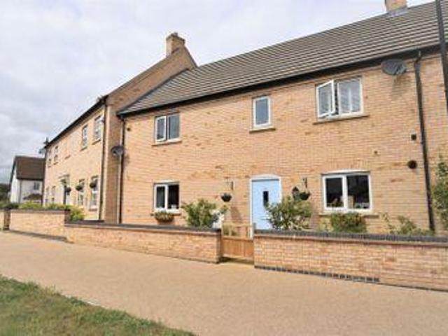 3 Bedrooms Terraced house for sale in West End Road, Silsoe, Bedford MK45