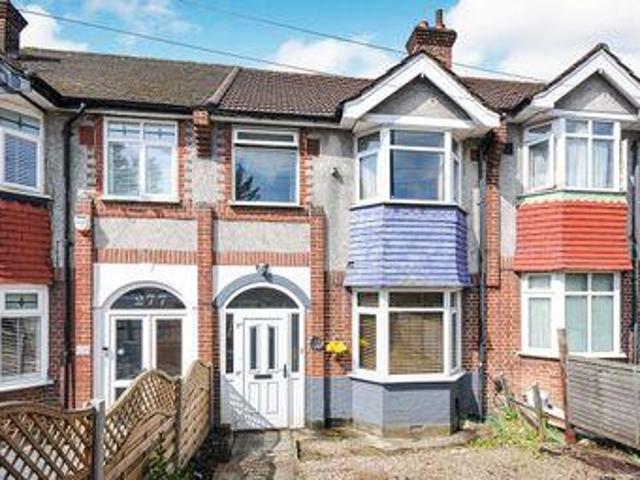 3 Bedrooms Terraced house for sale in Westmount Road, London SE9