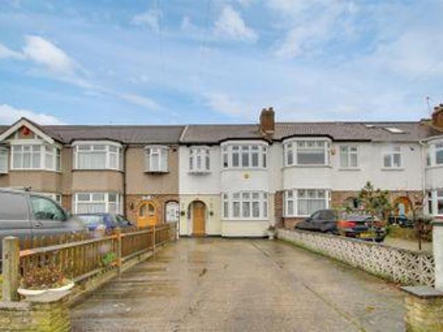 3 Bedrooms Terraced house for sale in Willow Road, Enfield EN1