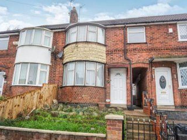 3 Bedrooms Terraced house for sale in Wiltshire Road, Leicester LE4