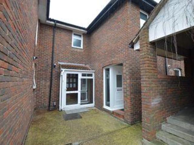 3 Bedrooms Terraced house for sale in 194 Robertson Street, Clapham, London SW8