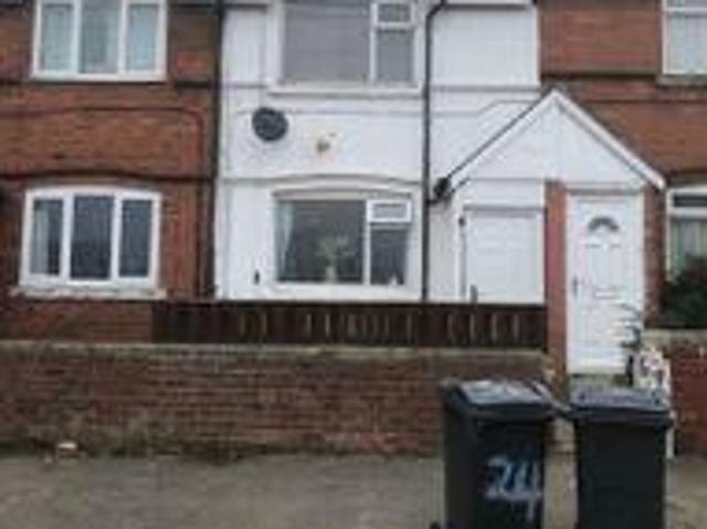3 Bedrooms Terraced house for sale in 62 Leicester Road, Dinnington, Sheffield, South Yorkshire S25