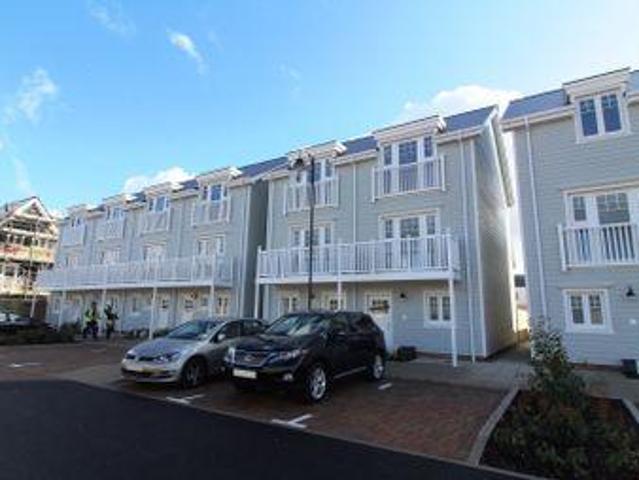 3 Bedrooms Town house for rent in Connecticut Street, Reading RG2