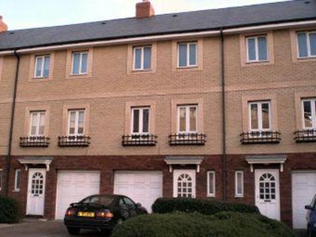 3 Bedrooms Town house for rent in Adventurers Quay, Cardiff Bay, Cardiff CF10