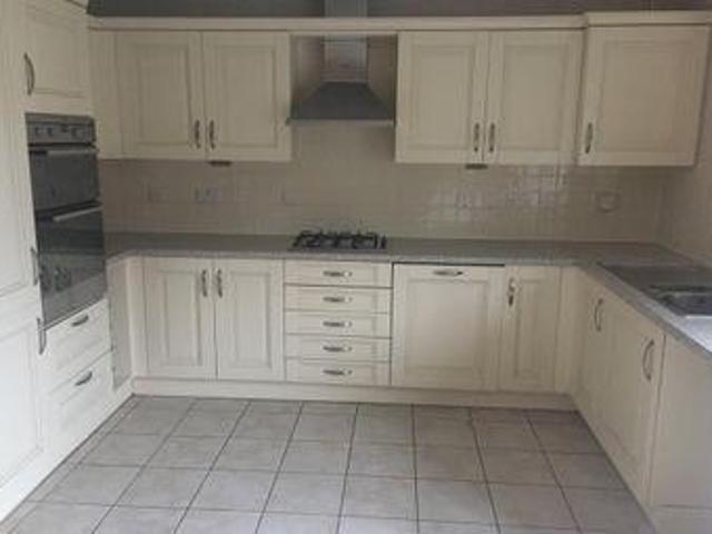 3 Bedrooms Town house for rent in Arequipa Reef, Eastbourne BN23