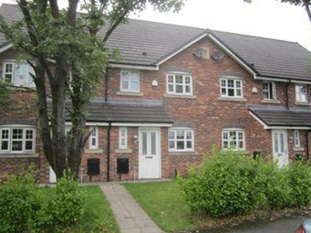 3 Bedrooms Town house for rent in Ash Lane, Aspull, Wigan, Greater Manchester WN2