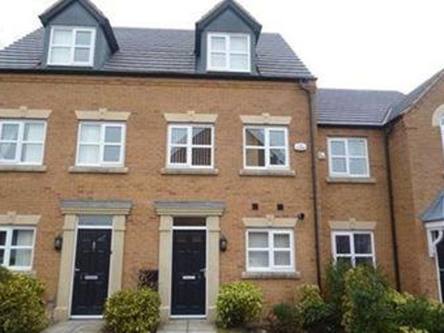 3 Bedrooms Town house for rent in Gibfield Road, St. Helens WA9