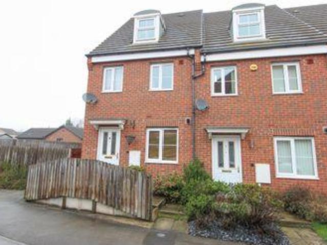 3 Bedrooms Town house for rent in Halfway Close, Halfway, Sheffield S20