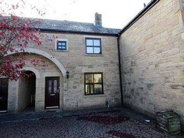 3 Bedrooms Town house for rent in Hardcastle Close, Bolton BL2