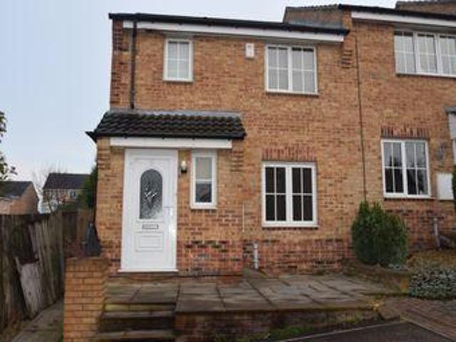 3 Bedrooms Town house for rent in Hew Royd, Cote Farm, Thackley BD10