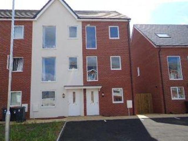 3 Bedrooms Town house for rent in Pattern Close, Bedford MK42