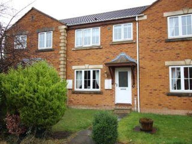 3 Bedrooms Town house for rent in Parklands Drive, Horbury Bridge, Wakefield WF4