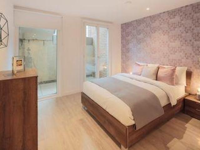 3 Bedrooms Town house for rent in Pressing Lane, Hayes UB3