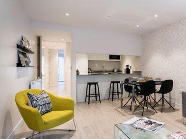 3 Bedrooms Town house for rent in Pressing Lane, Hayes UB3