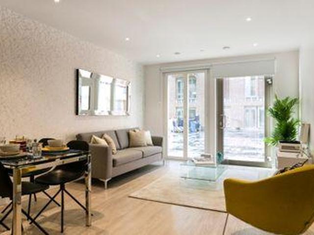 3 Bedrooms Town house for rent in Pressing Lane, Hayes UB3